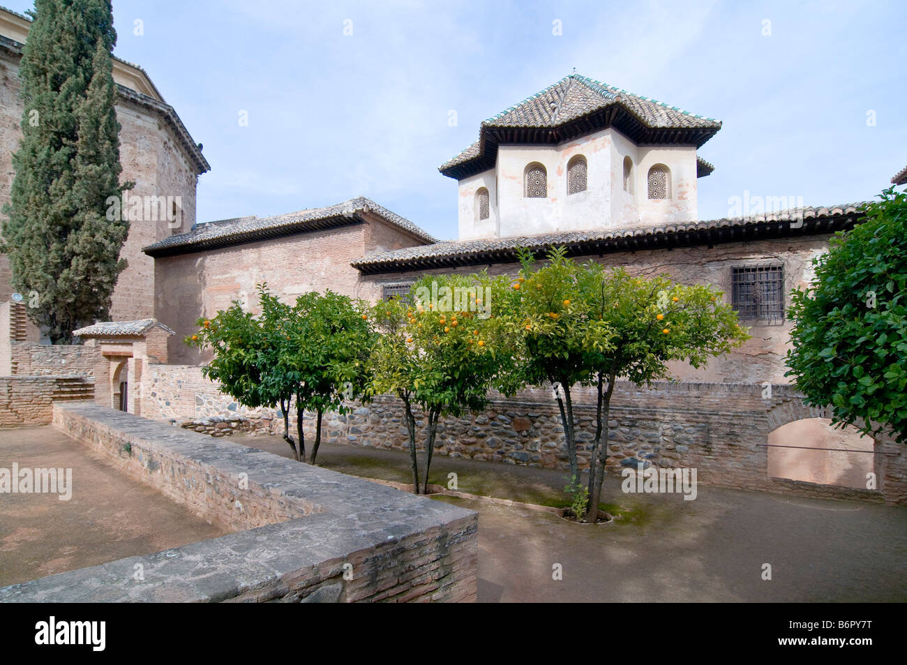 Palacio del Partal - ALHAMBRA GRANADA Stock Photo - Alamy