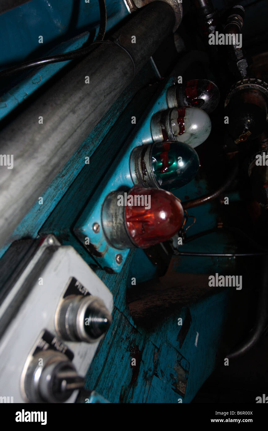 Run Stop switches and telltales Stock Photo - Alamy