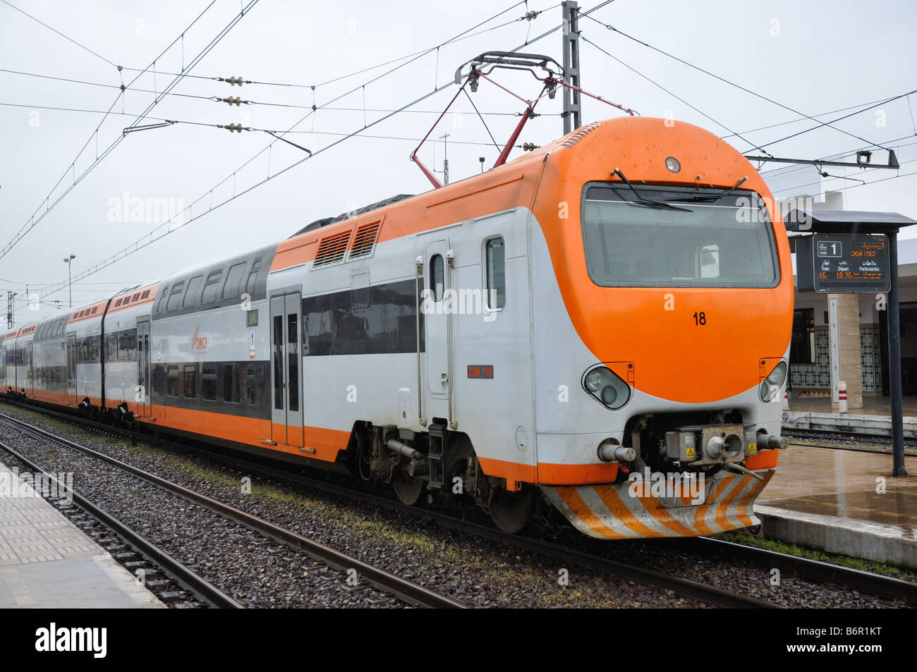 Oncf train hi-res stock photography and images - Alamy