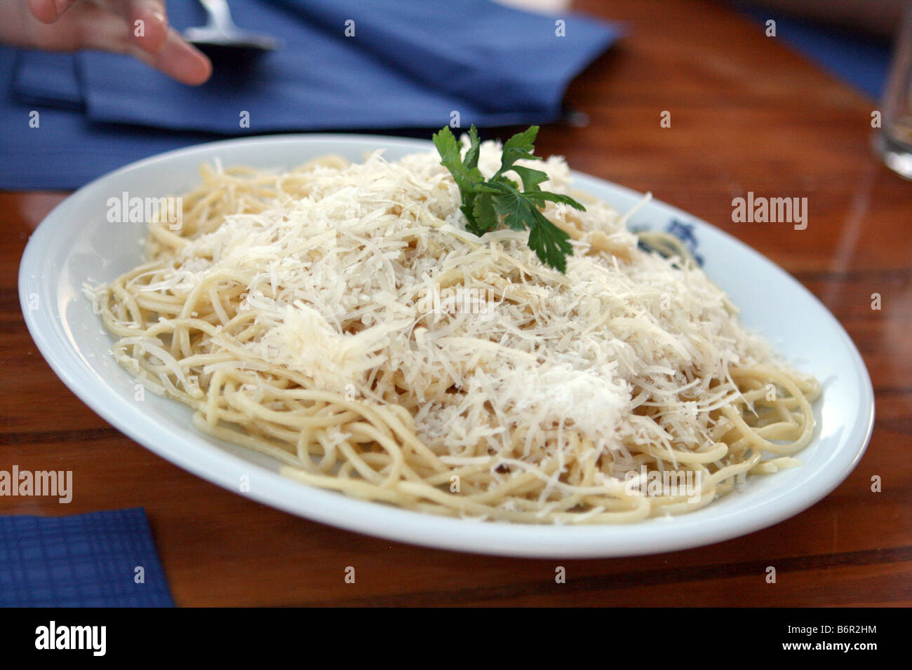 plate of spaghetti with cheese Stock Photo - Alamy