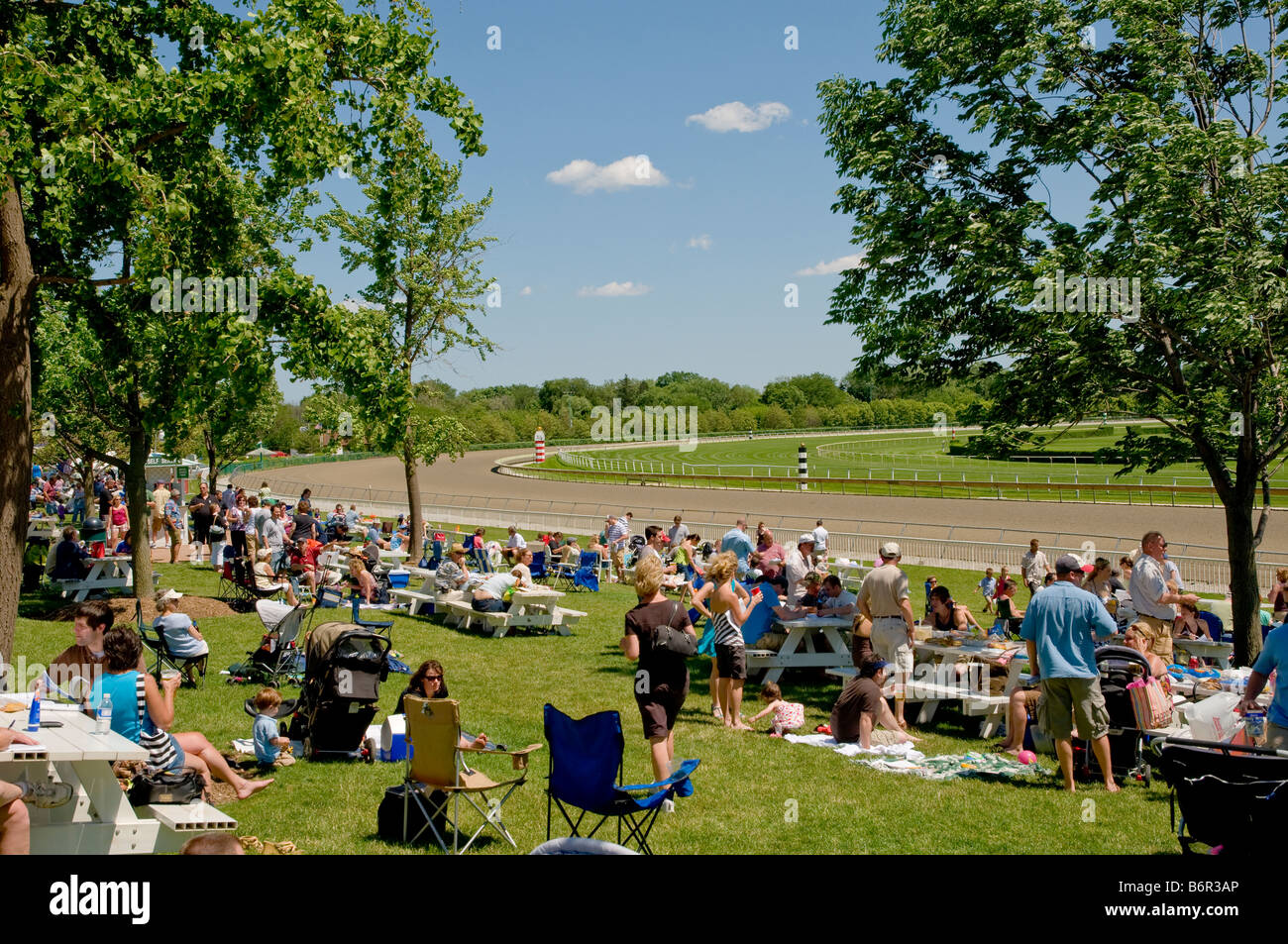 Arlington park race hi-res stock photography and images - Alamy