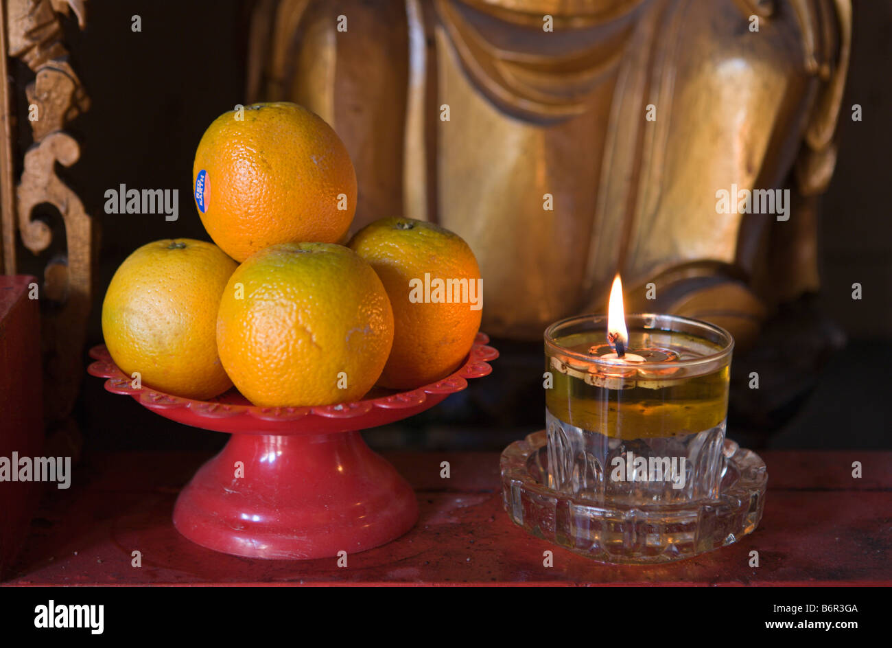 Chan see shu yuen temple hi-res stock photography and images - Alamy