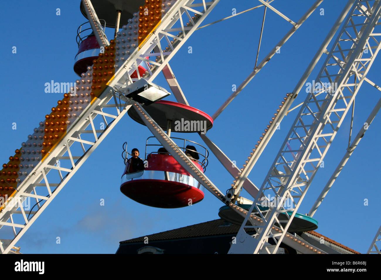 ferris wheel ride Stock Photo - Alamy