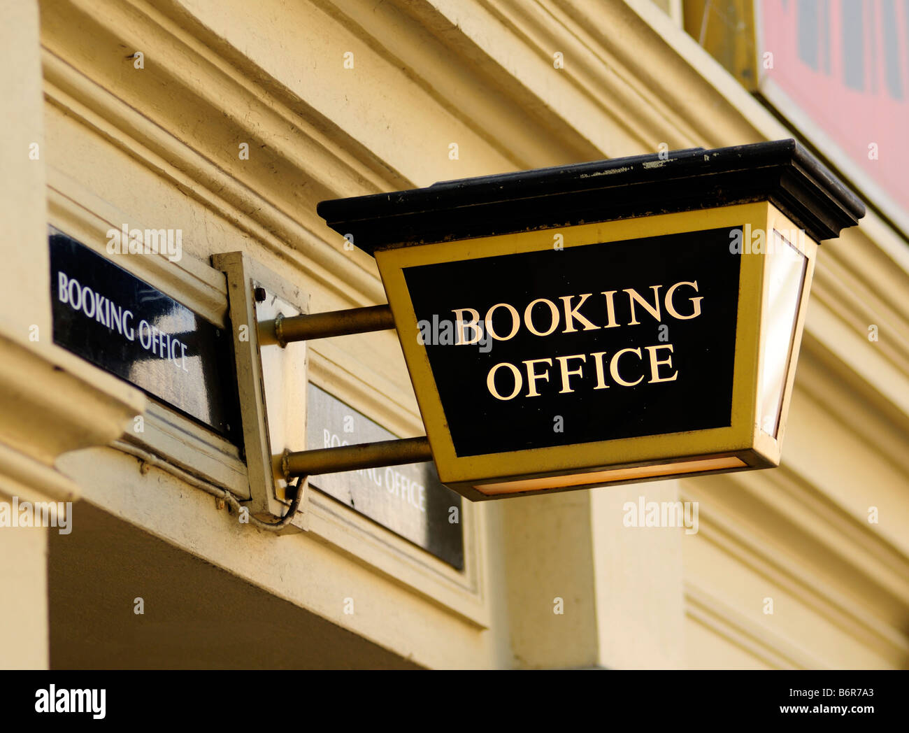 Booking Office Sign Lyceum Theatre Strand London England Britain Stock ...