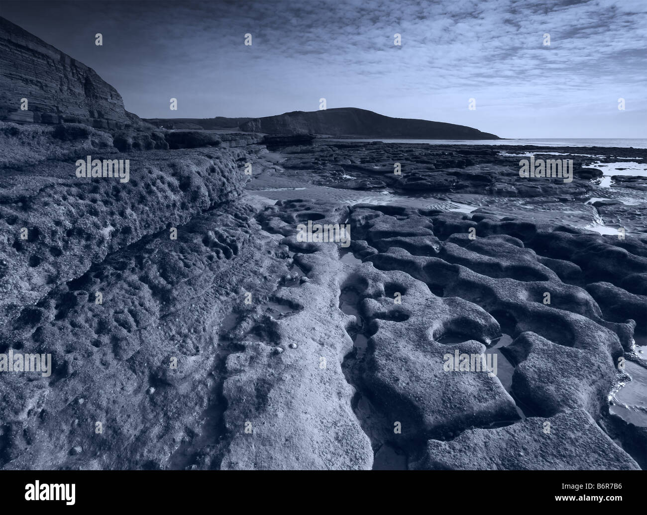 Rock formations on Dunraven Bay, Southerndown Stock Photo - Alamy