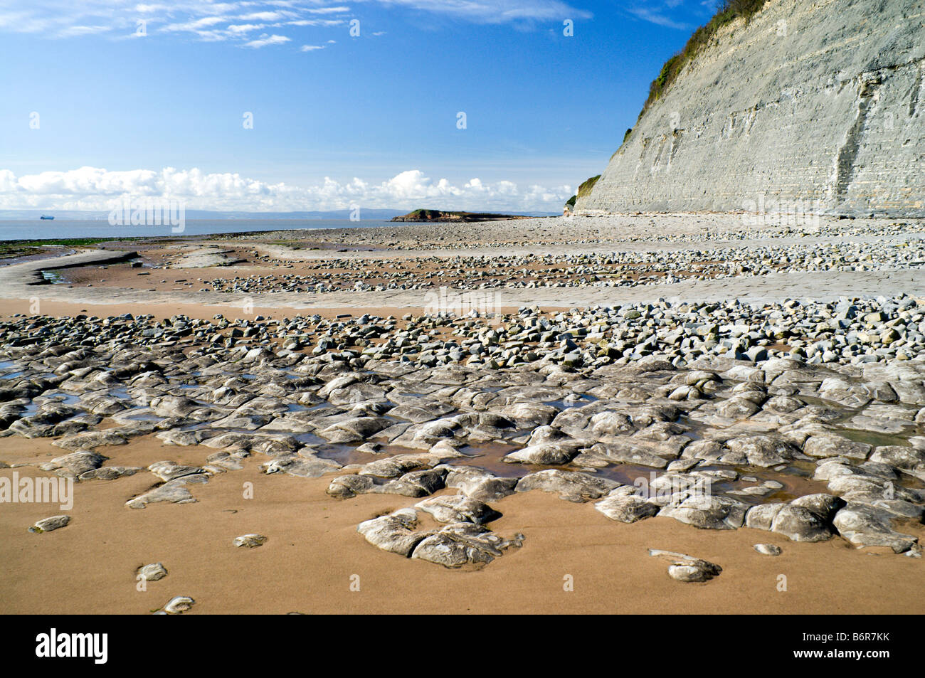 Well point hi-res stock photography and images - Alamy
