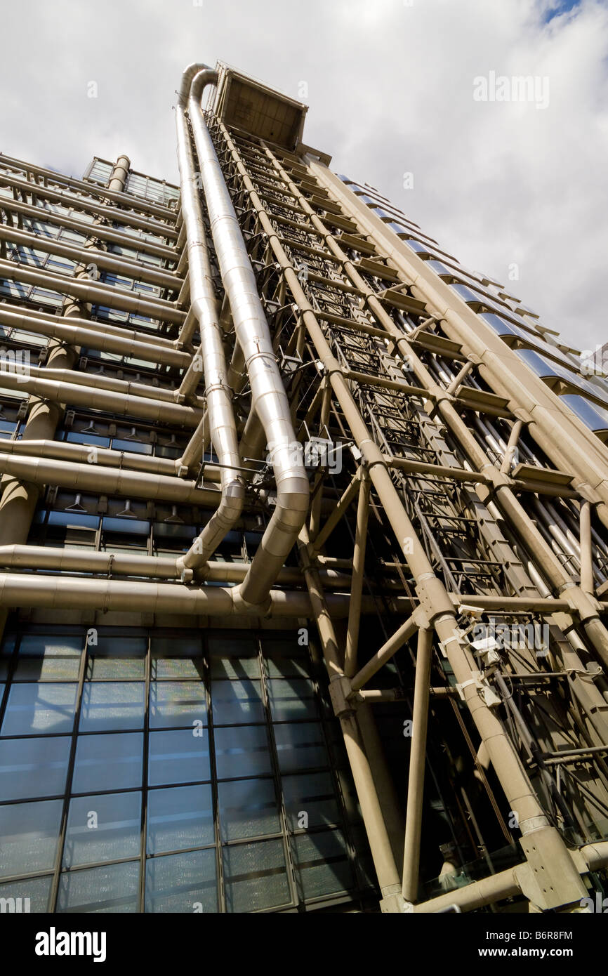 Architecture showing exterior side of the Lloyds building. City of ...