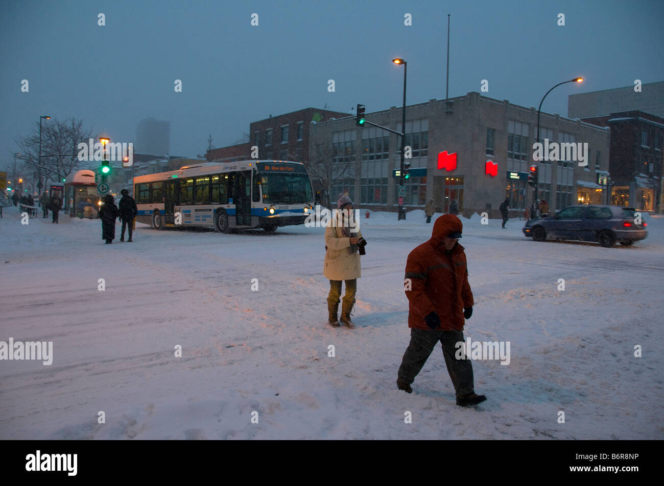 Canadian cold weather hi-res stock photography and images - Alamy