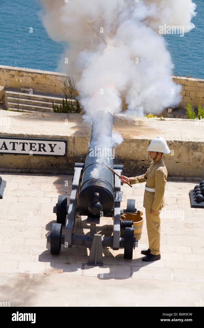 Firing of the noon day gun, at the Saluting Battery, Upper Barracca ...