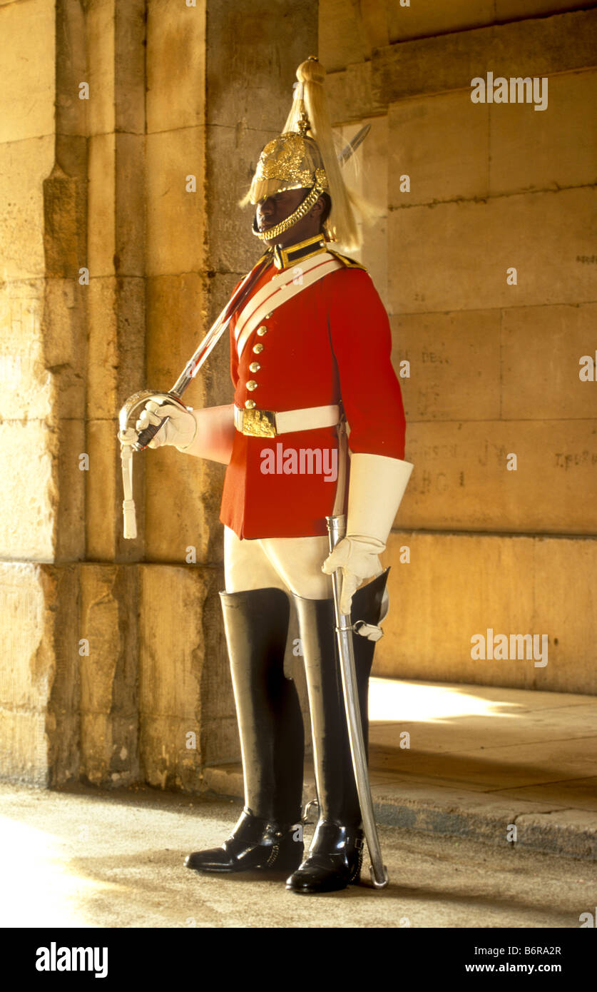 Royal military police cap hi-res stock photography and images - Alamy