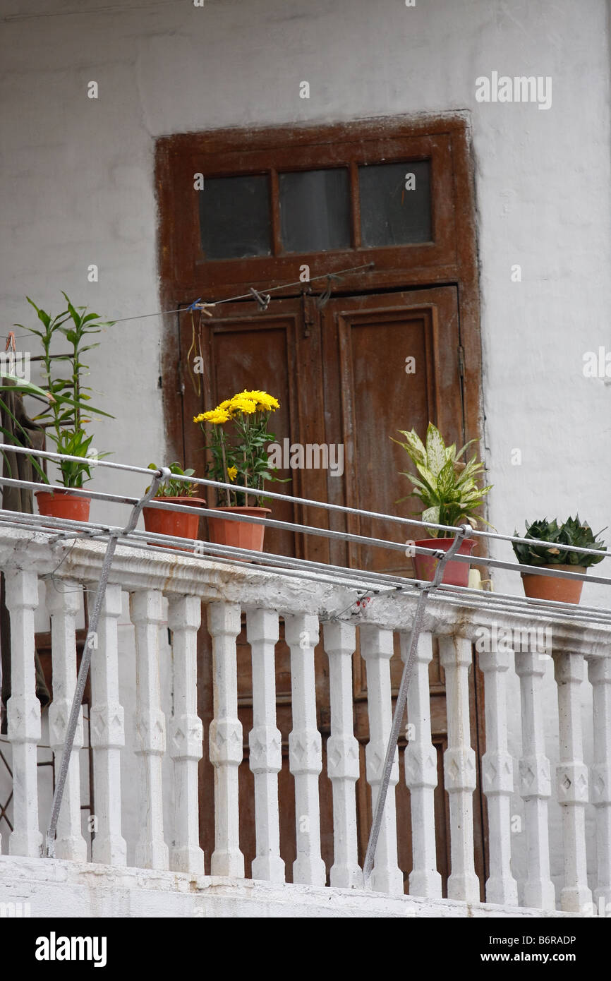 Balcony railing colonial architecture hi-res stock photography and ...