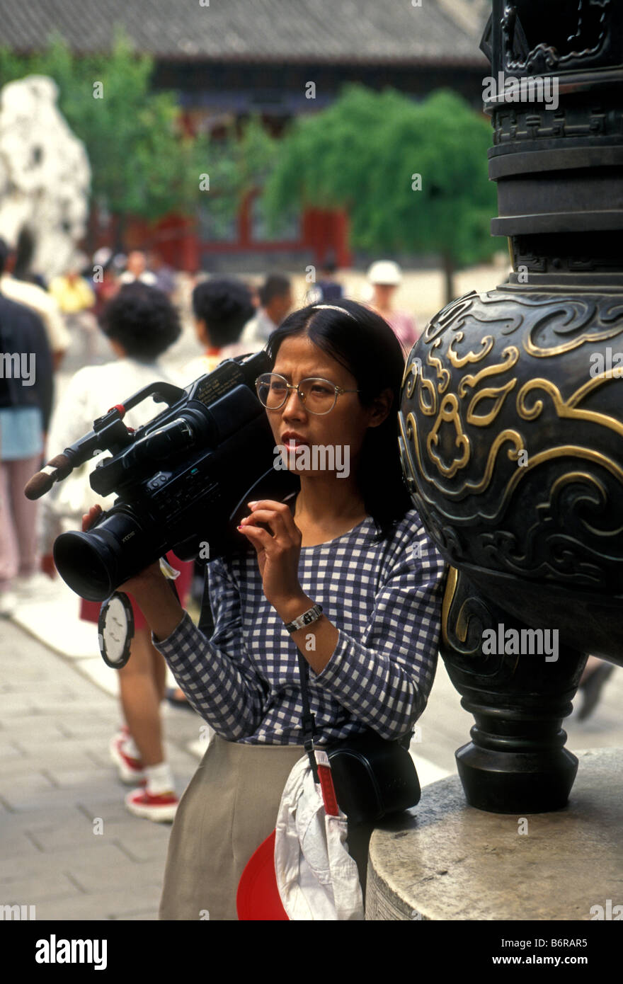 Camerawoman hi-res stock photography and images - Alamy