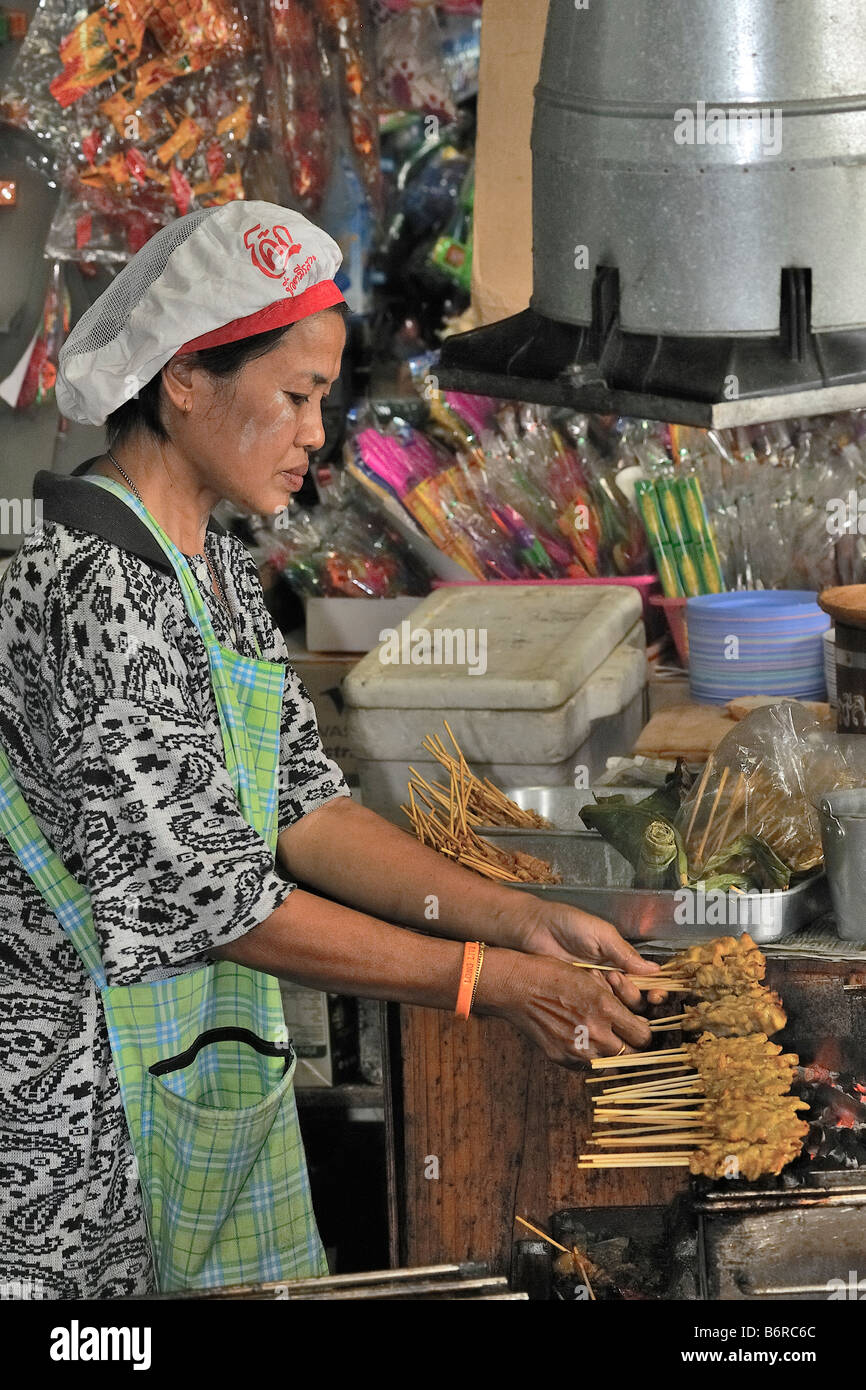 Satay food stall at Klong Suan floating market in Thailand Stock Photo ...