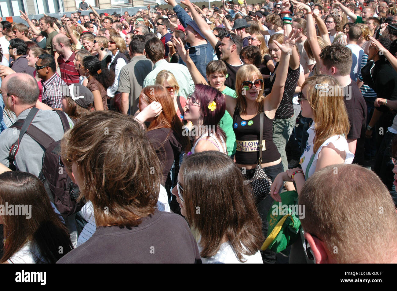young crowd of people at open air performance Stock Photo - Alamy