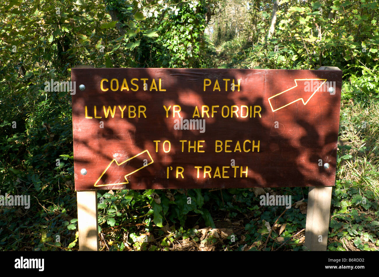 Coastal path sign hi-res stock photography and images - Alamy
