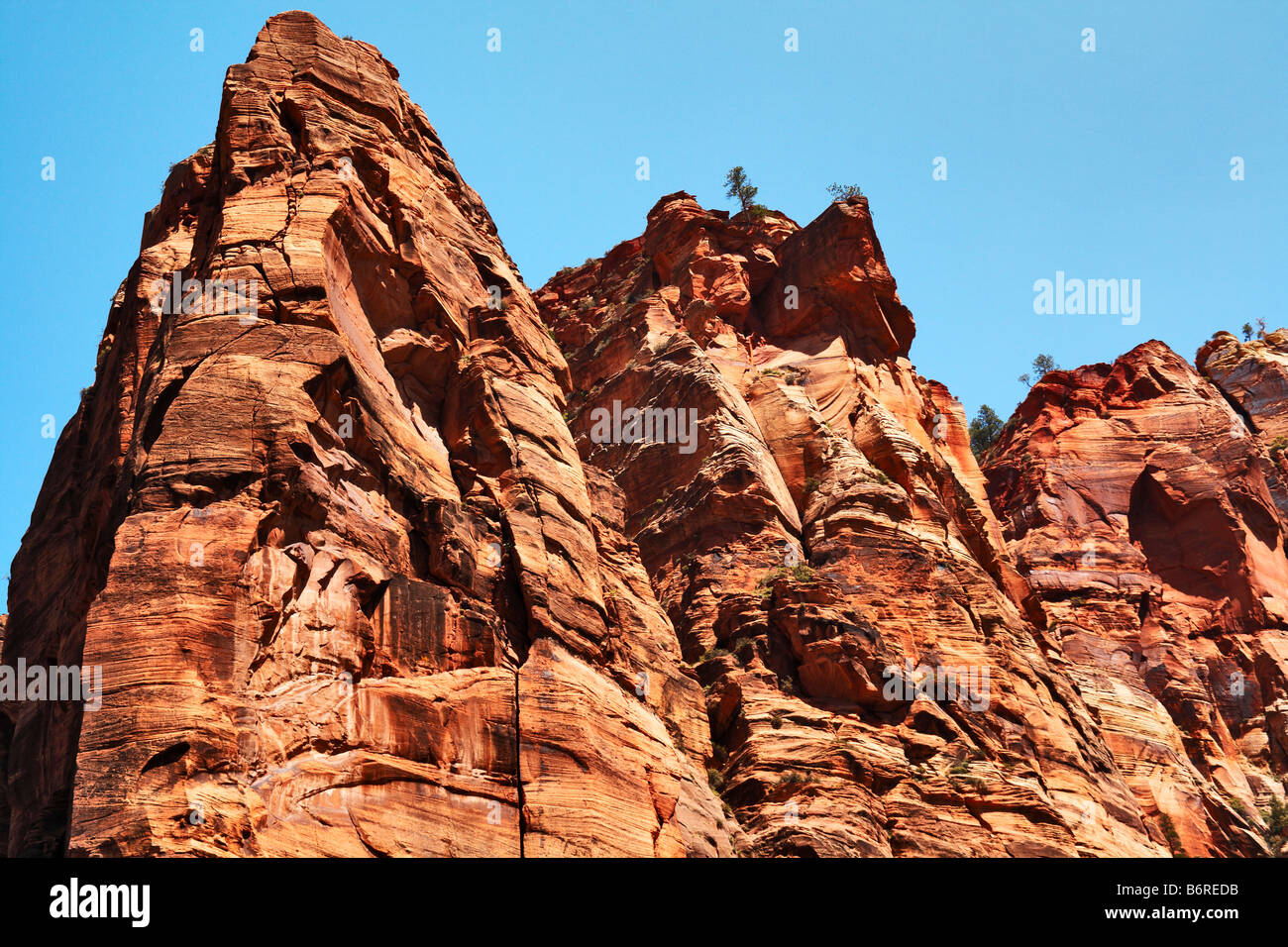 Giant mountain rock view hi-res stock photography and images - Alamy