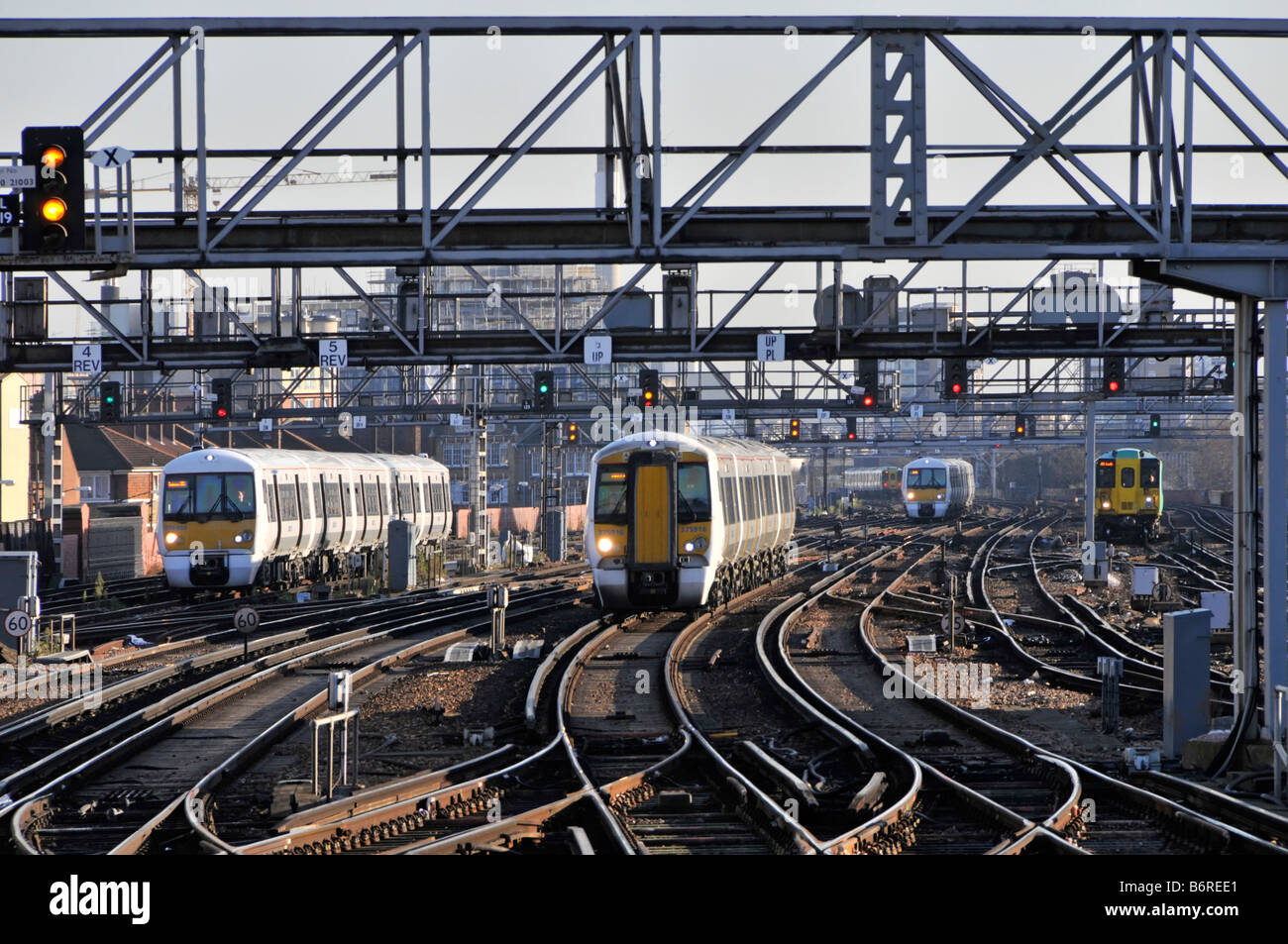 London railway tracks seen from London Bridge station platform Stock ...