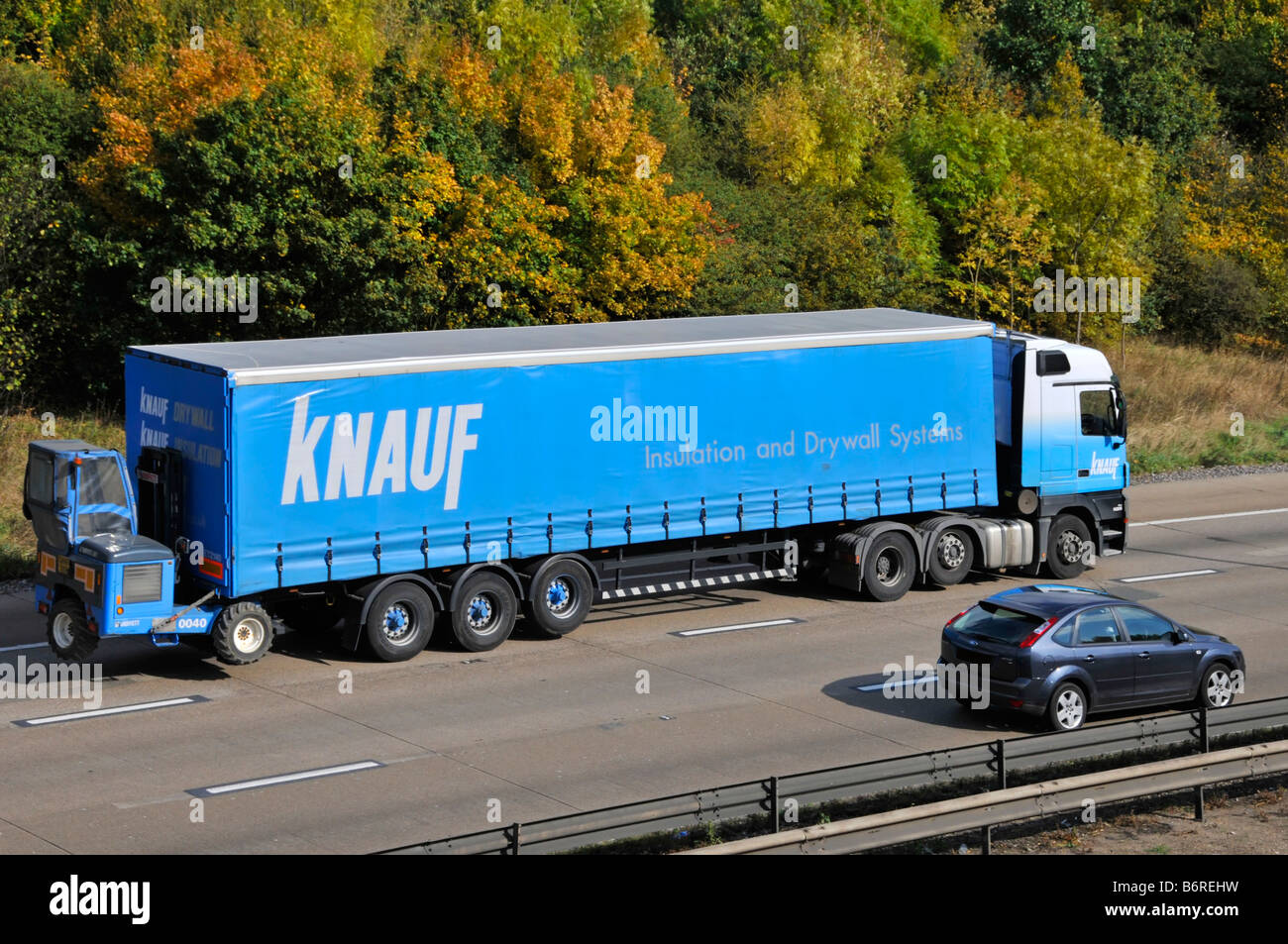 Knauf insulation & dry wall systems products delivery trailer & lorry ...