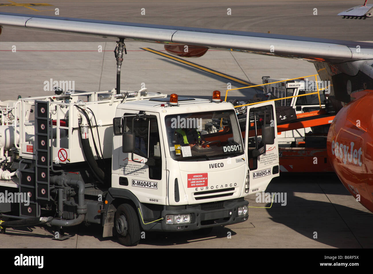 Aircraft fuel system hi-res stock photography and images - Alamy