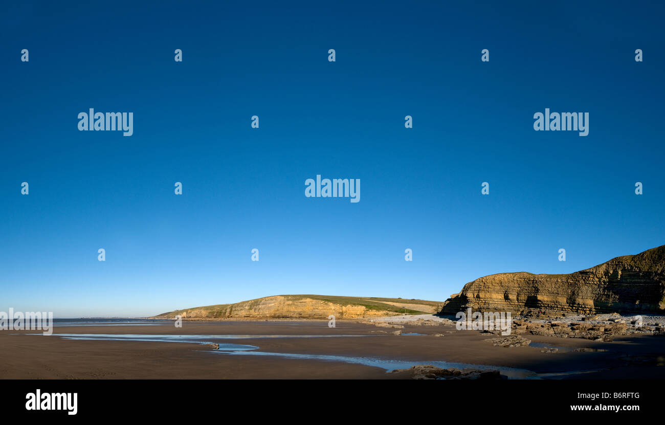 Low tide dunraven bay hi-res stock photography and images - Alamy