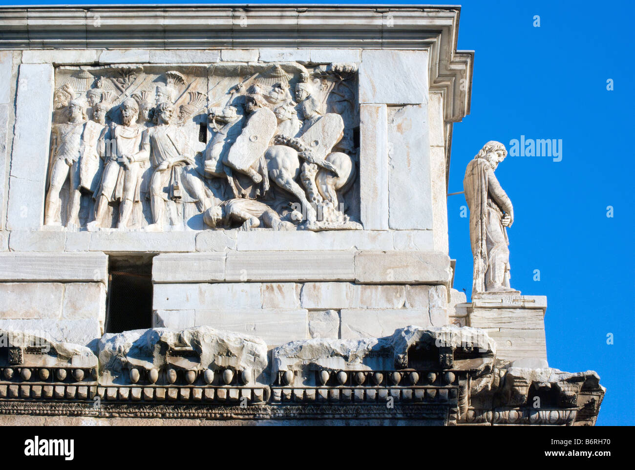 Dacian statue hi-res stock photography and images - Alamy