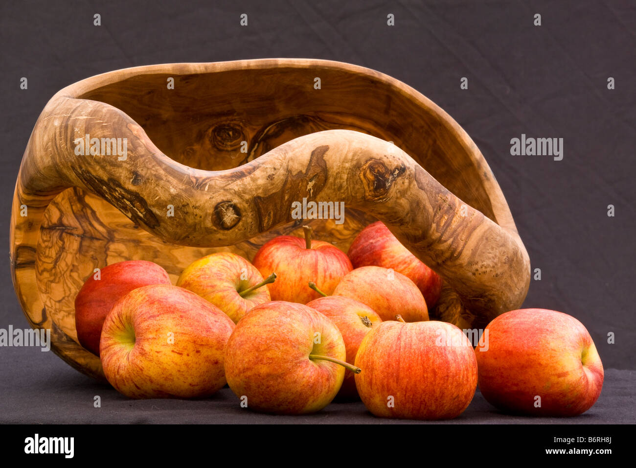 Tipped basket hi-res stock photography and images - Alamy