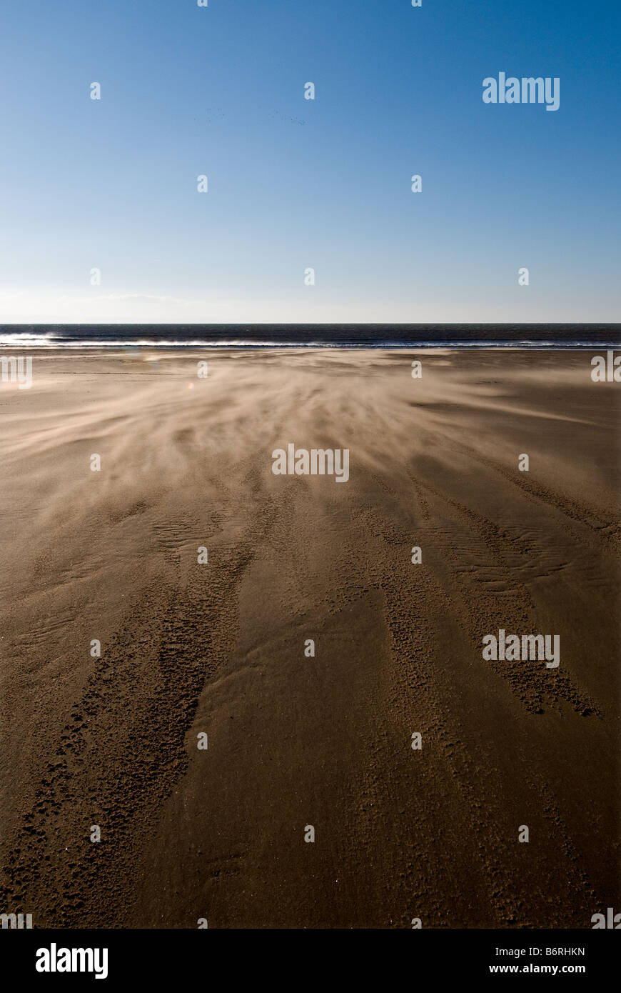 Wind blowing sand hi-res stock photography and images - Alamy