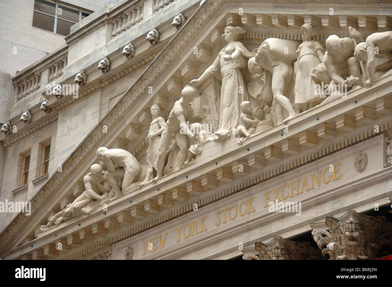Frieze on New York Stock Exchange building in NYC Stock Photo - Alamy