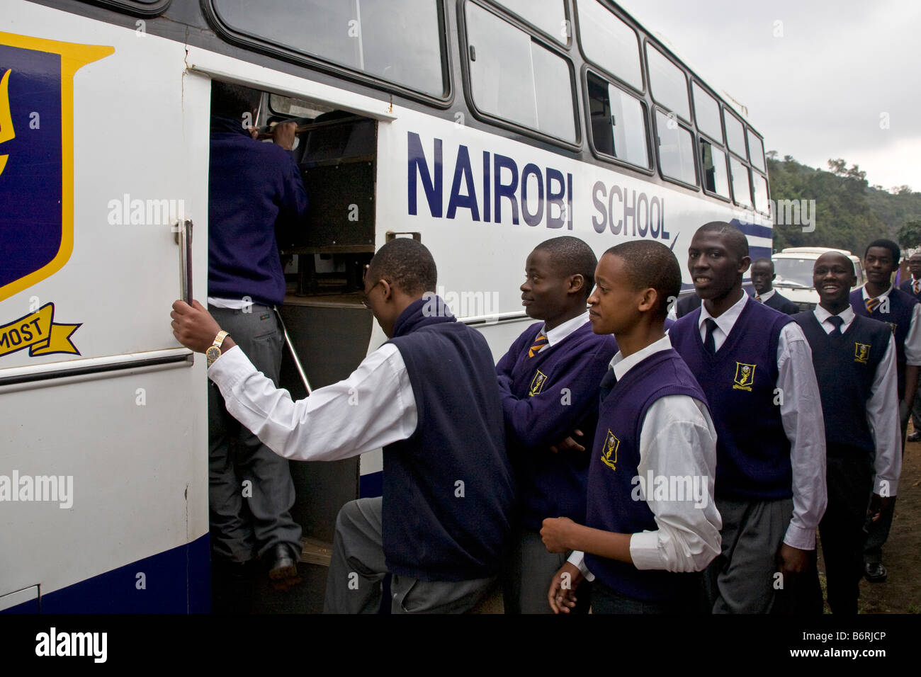 School trip bus africa hi-res stock photography and images - Alamy