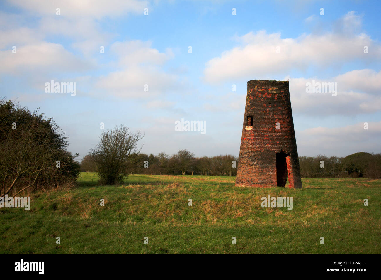 Drainage mill tower hi-res stock photography and images - Alamy