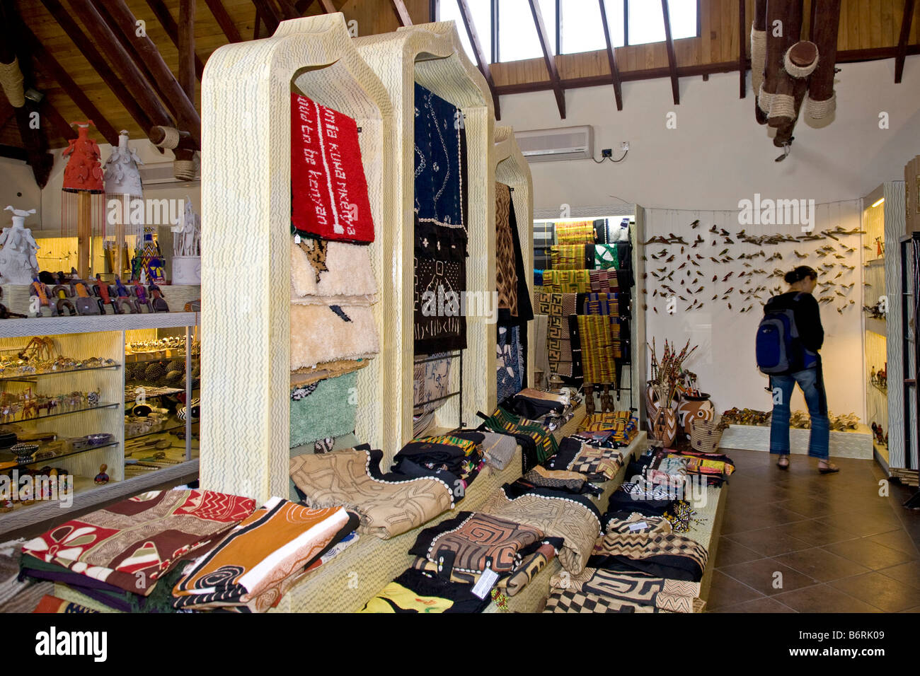 Souvenir shop Nairobi Kenya Africa Stock Photo - Alamy