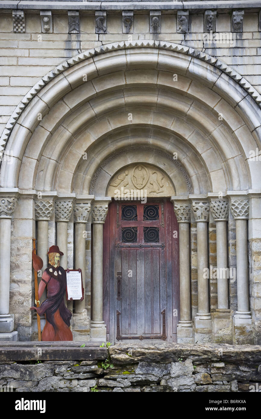 Arched french doors hi-res stock photography and images - Alamy