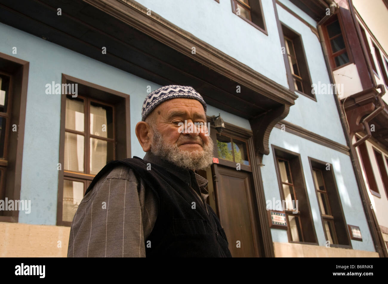 Old turkish man hi-res stock photography and images - Alamy
