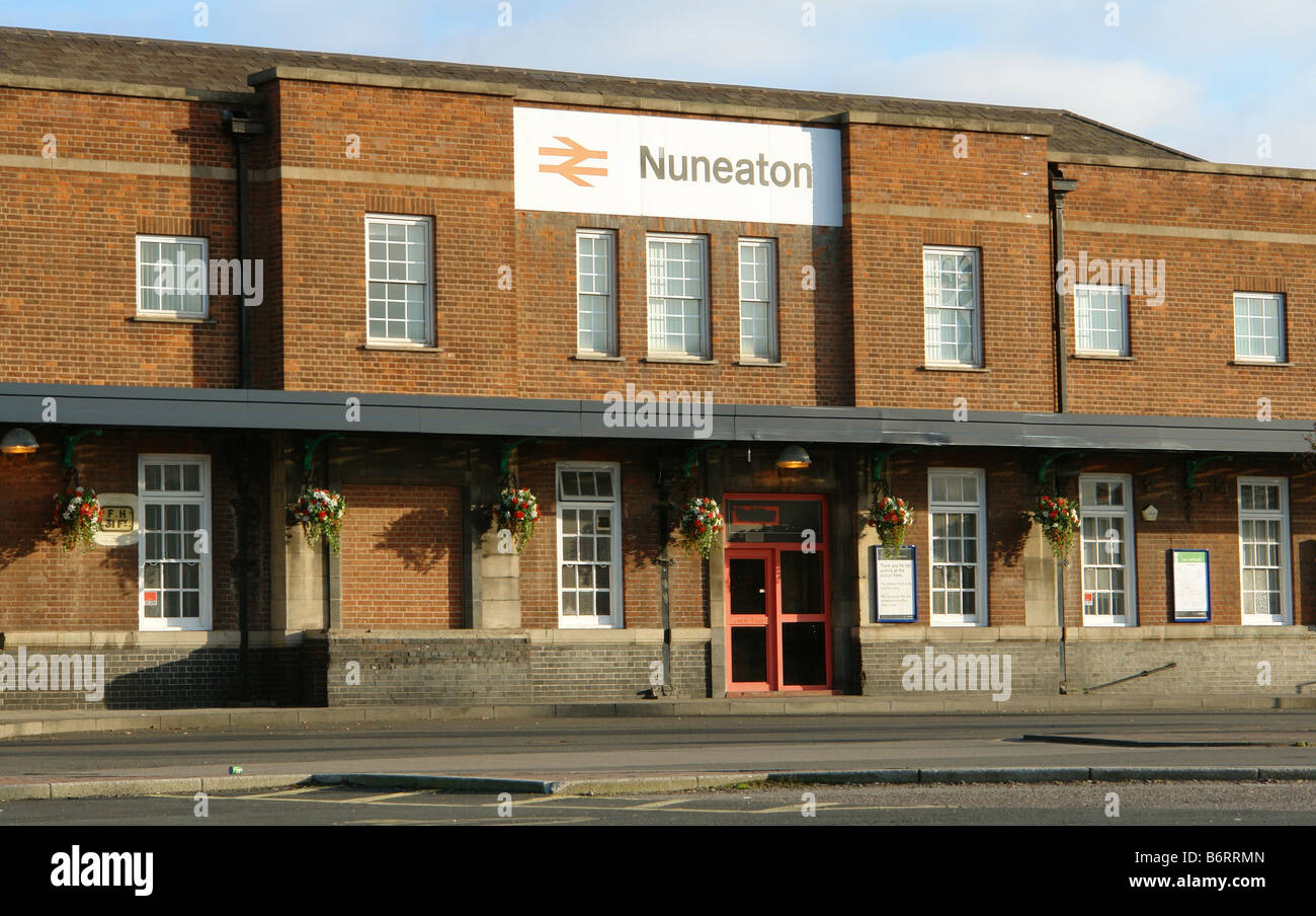 Nuneaton town centre hi-res stock photography and images - Alamy