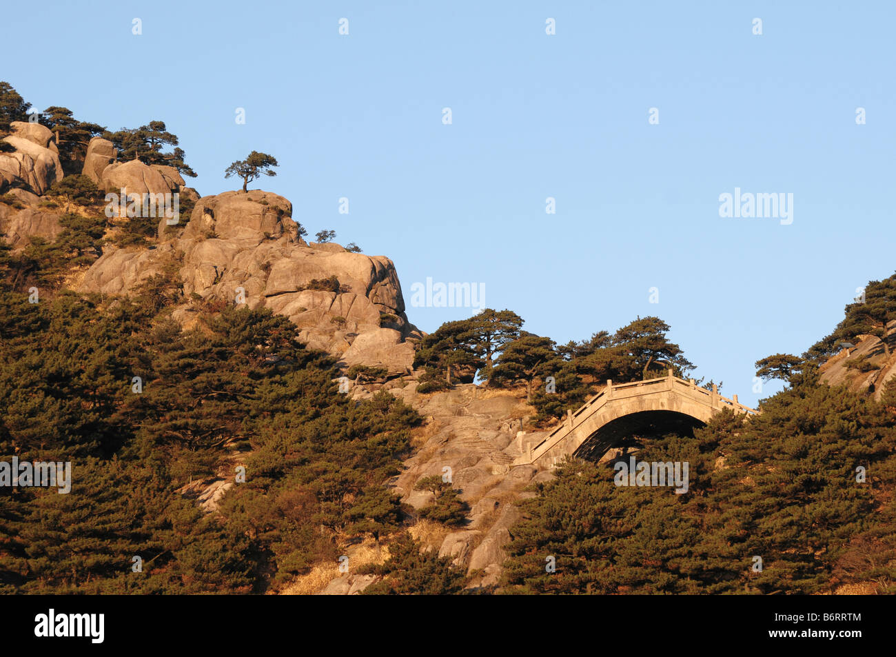 Yellow mountain bridge china hi-res stock photography and images - Alamy