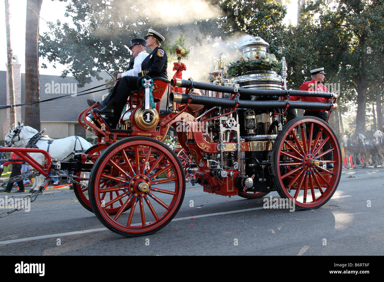 Horse drawn steam fire engine hi-res stock photography and images - Alamy