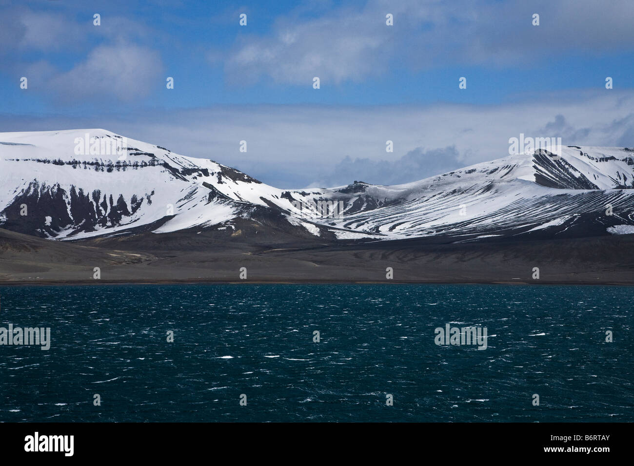 Ash caldera hi-res stock photography and images - Alamy