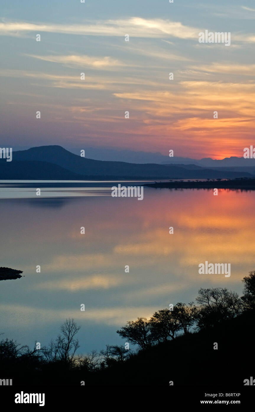 Spioenkop dam nature reserve hi-res stock photography and images - Alamy