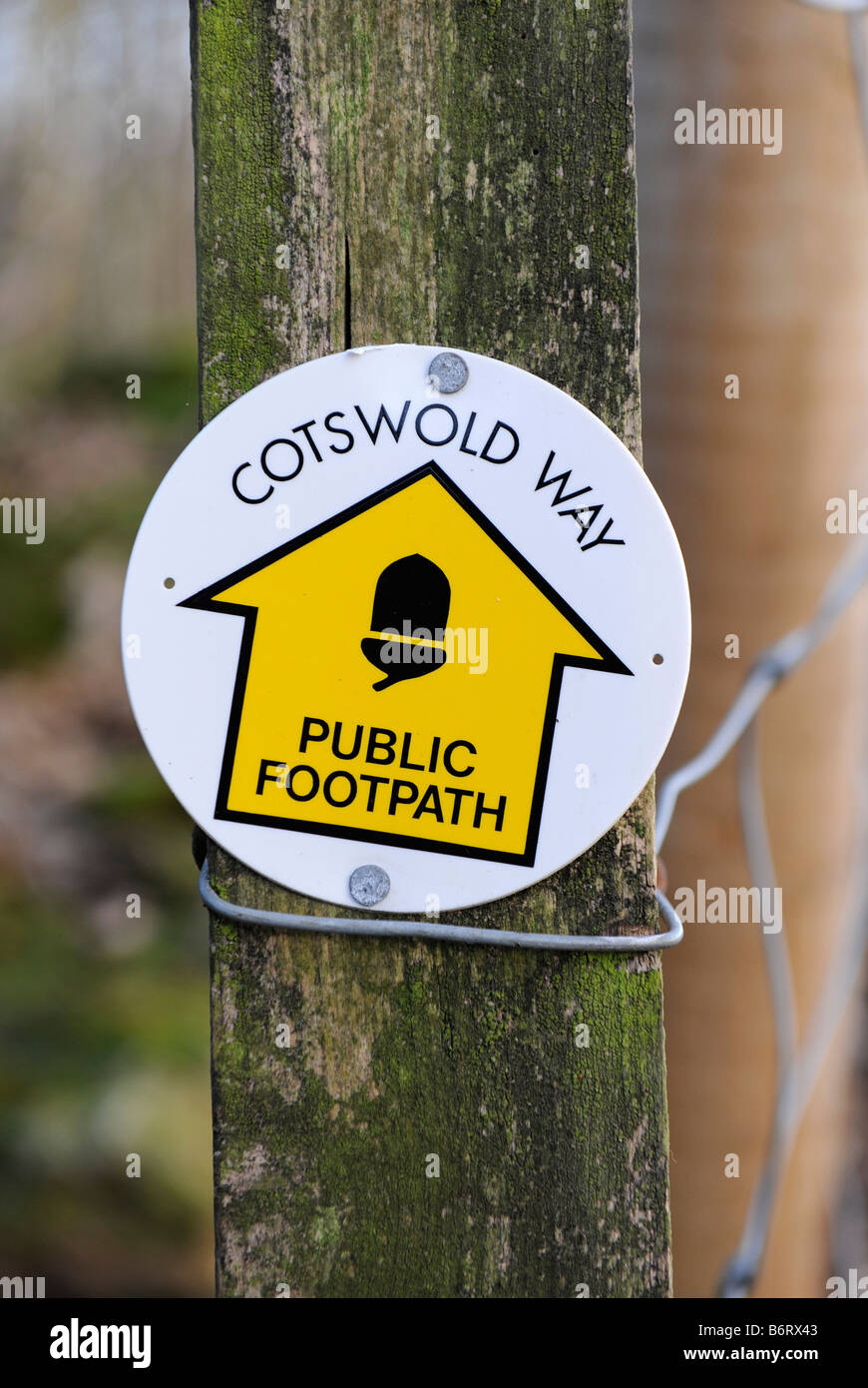 Cotswold way sign hi-res stock photography and images - Alamy