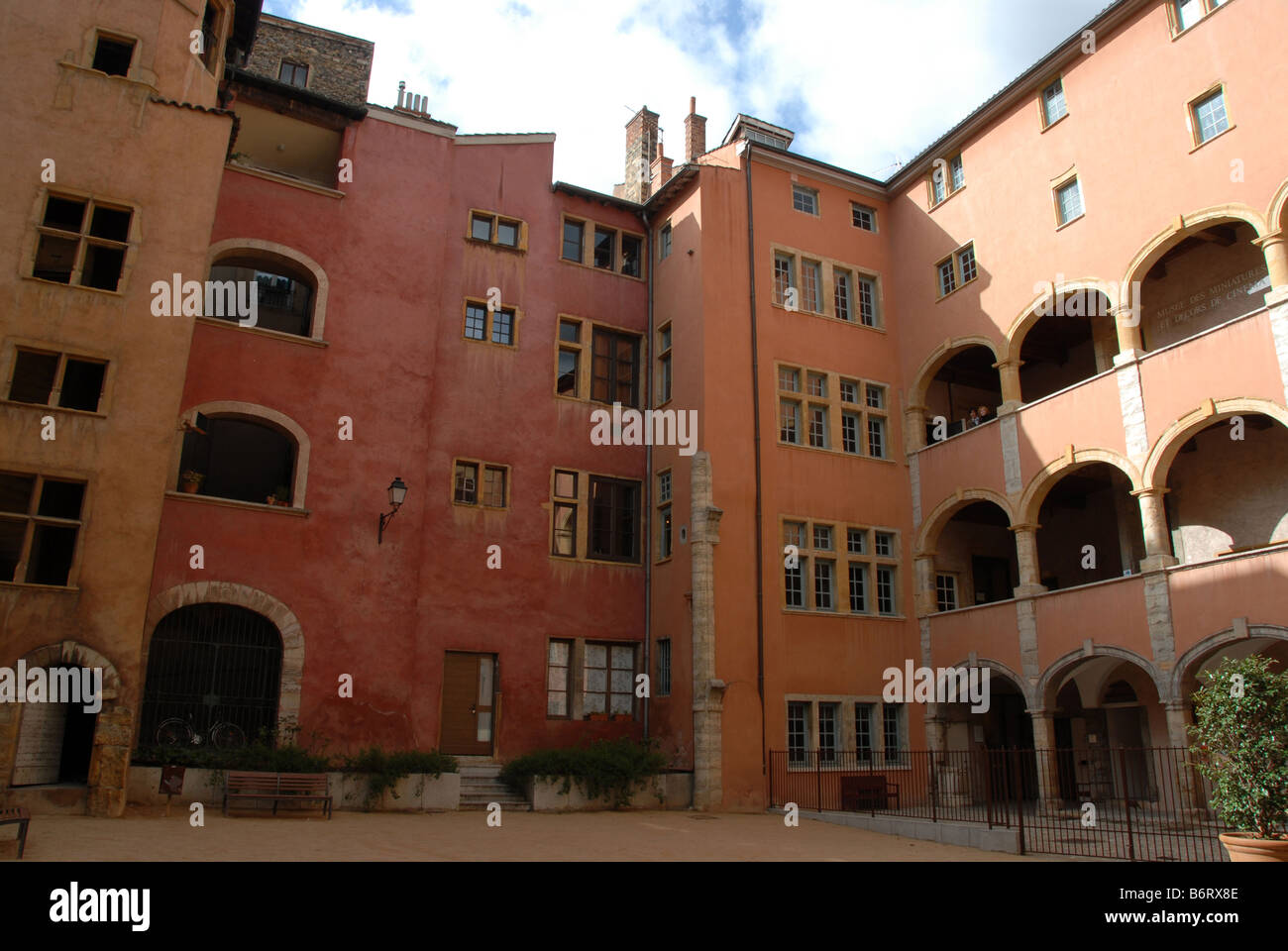 France museum miniatures hi-res stock photography and images - Alamy