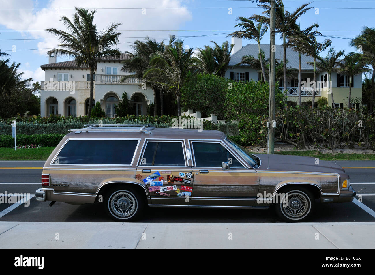 Stickers on car hi-res stock photography and images - Alamy