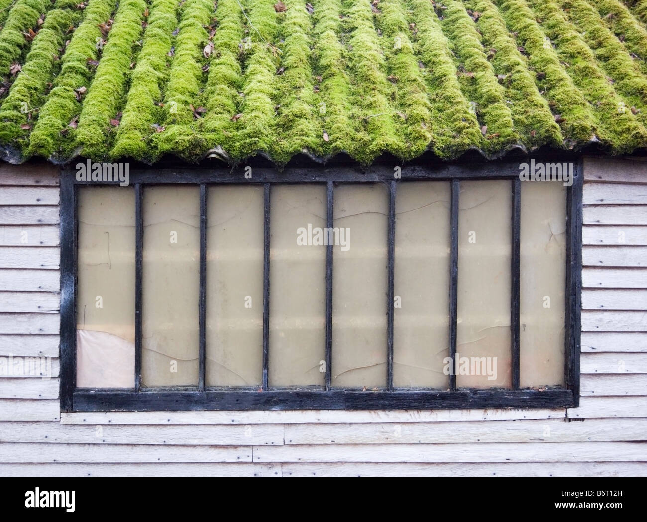 Black weatherboard hi-res stock photography and images - Alamy