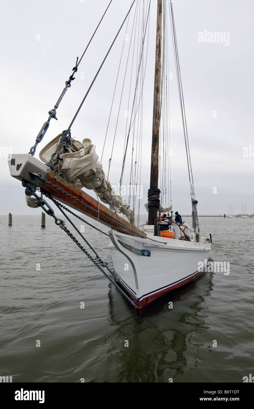 Skipjack boat hi-res stock photography and images - Alamy