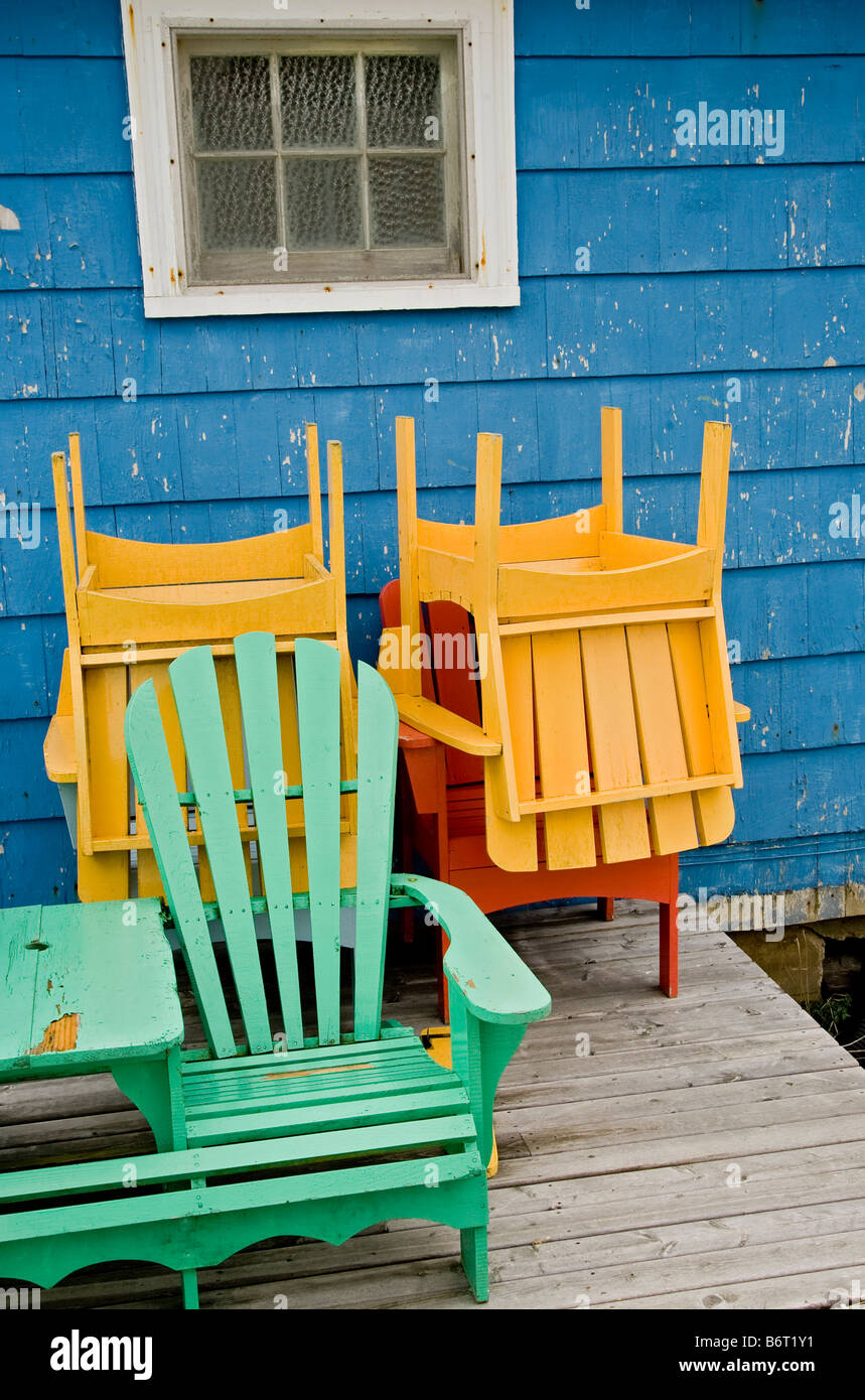 Blue painted chairs hi-res stock photography and images - Alamy