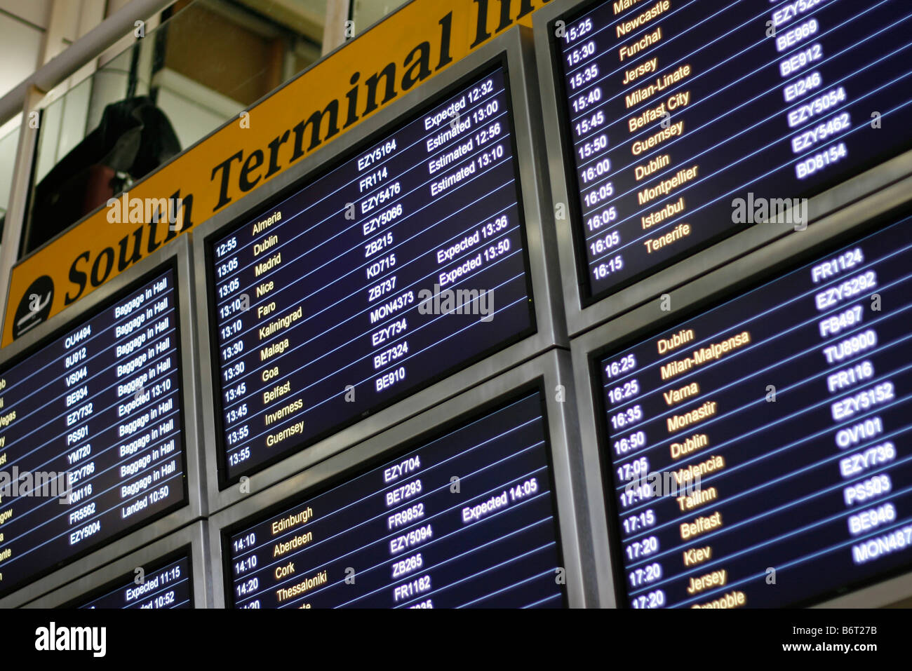 Gatwick Aiport Arrivals Screen Aeroplane Flight Number Information BAA ...