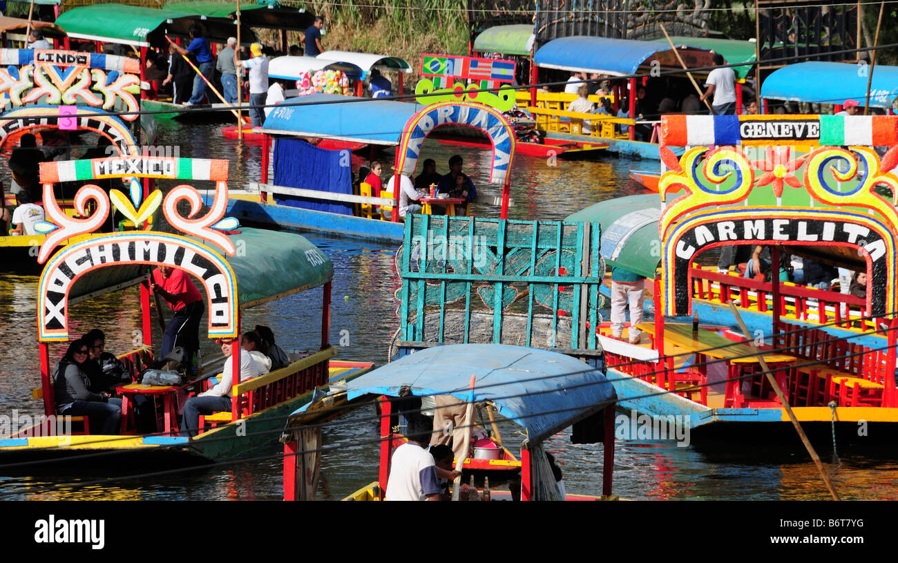 Colourful boats of Xochimilco, Mexico City Stock Photo - Alamy