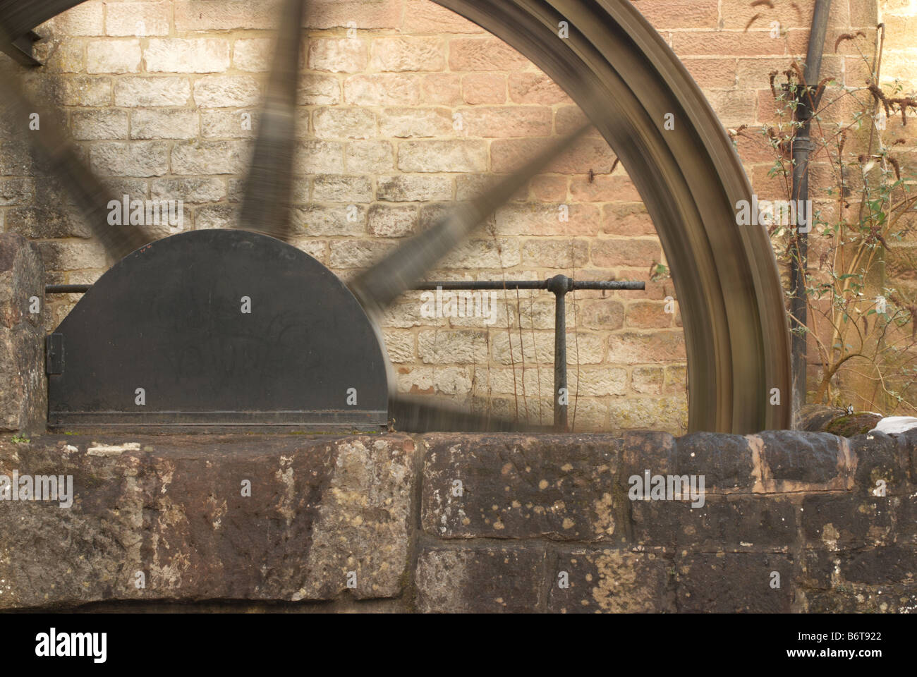 Water wheel and power england hi-res stock photography and images - Alamy