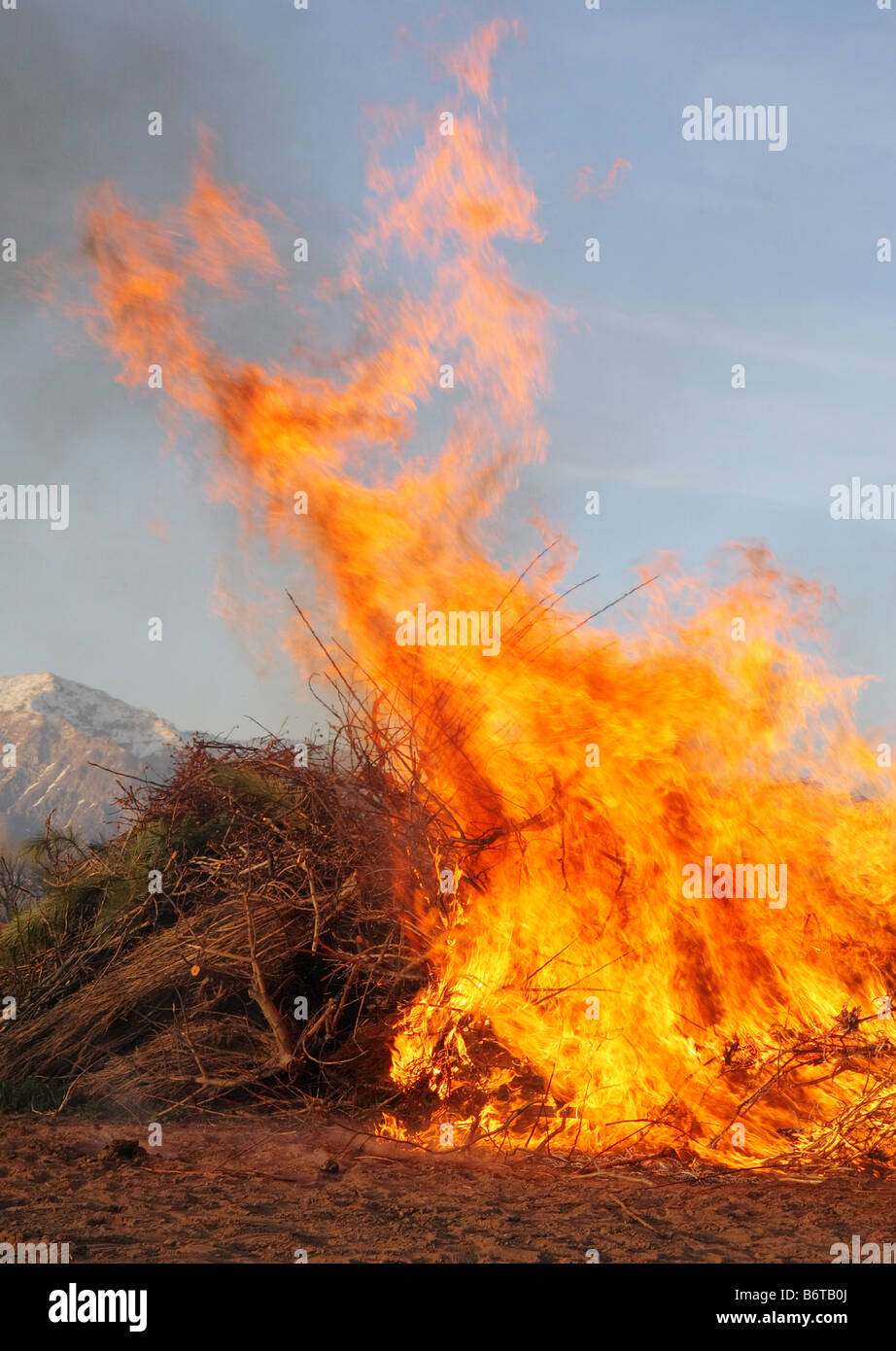 Fire blaze hi-res stock photography and images - Alamy