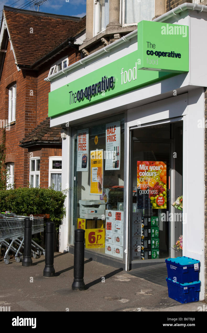 Co op food outlet hi-res stock photography and images - Alamy