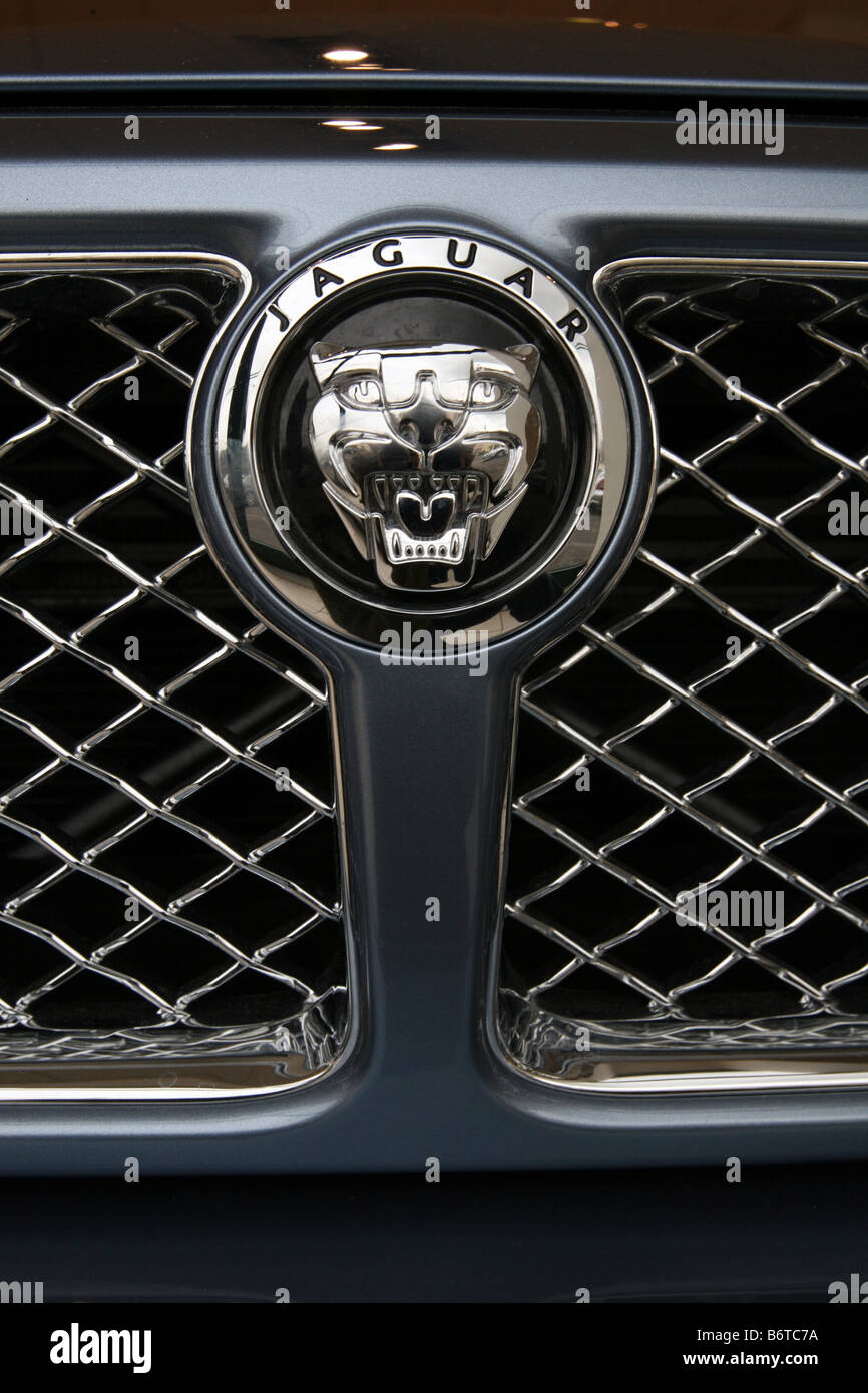 A Jaguar cars badge on a radiator grill Stock Photo - Alamy
